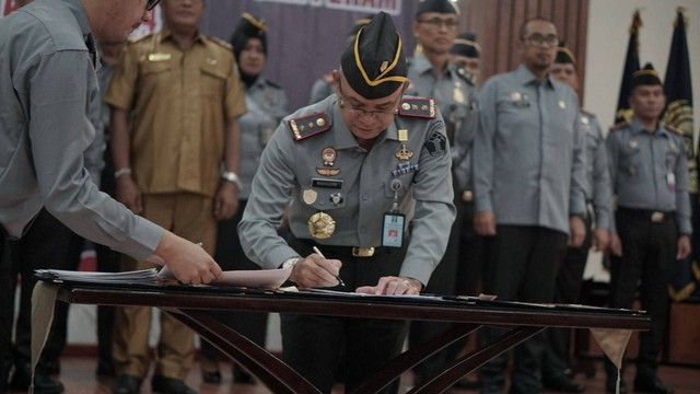 Karutan Majene Turut Tandatangani Komitmen Bersama Pencanangan P2HAM | kumparan.com