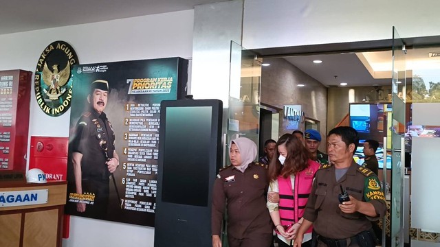 Kejagung Jerat Tersangka ke-10 Kasus Korupsi Timah | kumparan.com Kejagung Jerat Tersangka ke-10 Kasus Korupsi Timah | kumparan.com