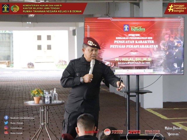 Komitmen Keamanan: Pelatihan Metode Klasikal untuk Petugas Rutan Demak | kumparan.com