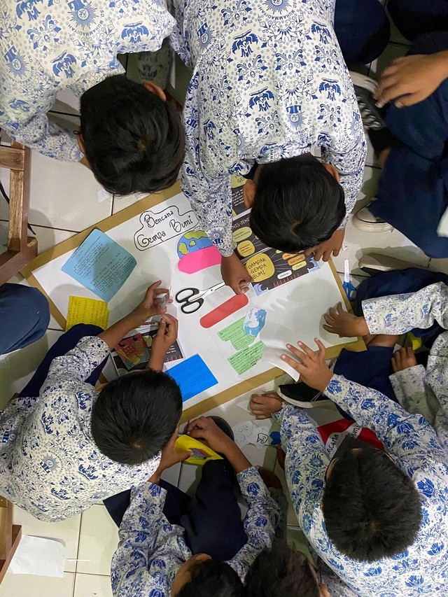 Mahasiswa UAD Gelar Festival Literasi dan Numerasi | kumparan.com