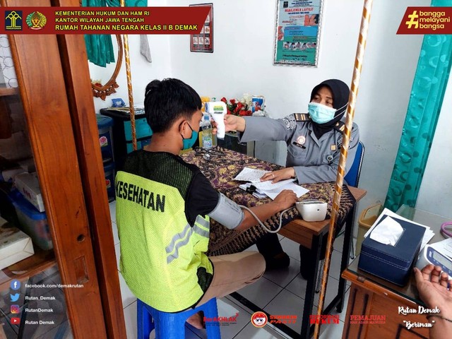 Rutinnya Pemeriksaan Kesehatan, Penjamin Kesejahteraan di Rutan Demak | kumparan.com