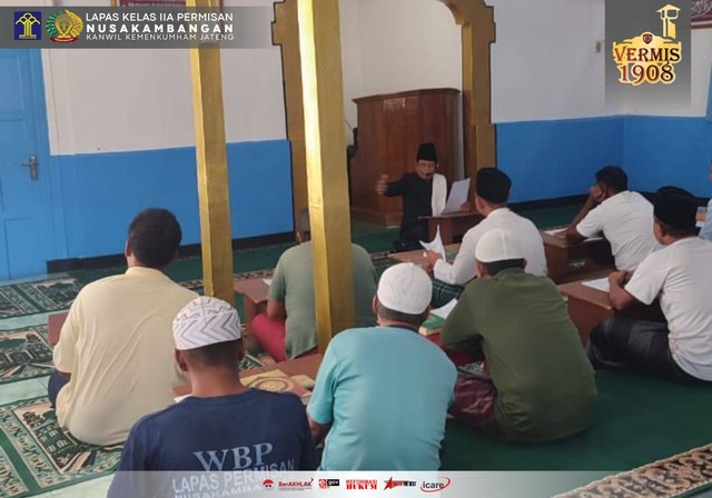 Masjid At - Tawwabun Lapas Permisan Bina WBP di Bulan Ramadhan | kumparan.com