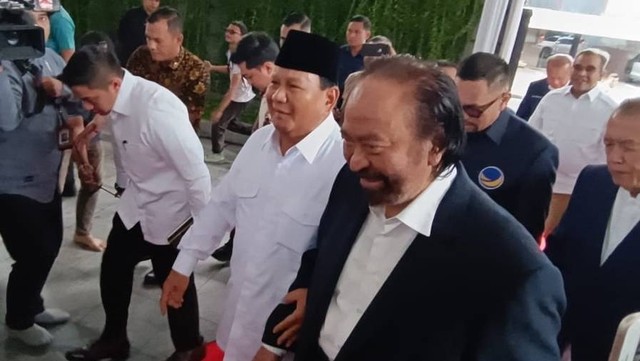 Prabowo Disambut Karpet Merah di NasDem Tower, Sinyal Koalisi Makin Kuat? | kumparan.com