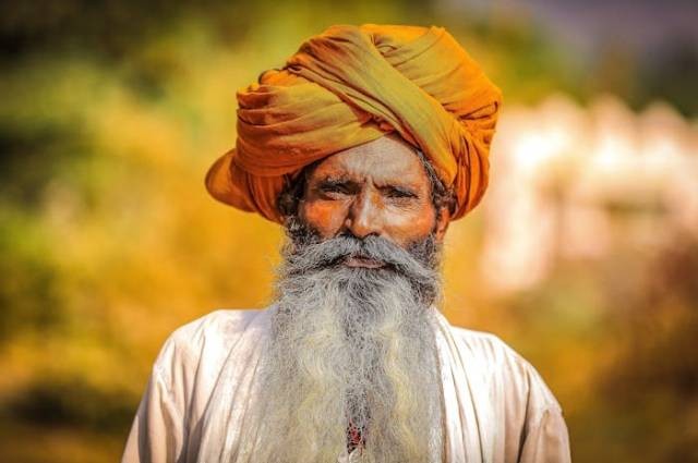 Bukti Sejarah Teori Waisya yang Dibawa oleh Pedagang India | kumparan.com