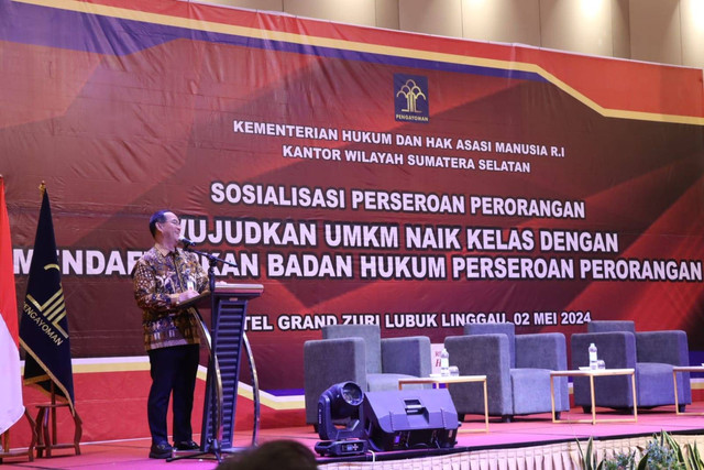 Kemenkumham Sumsel Sosialisasi Perseroan Perorangan ke Pelaku Usaha Lubuklinggau | kumparan.com