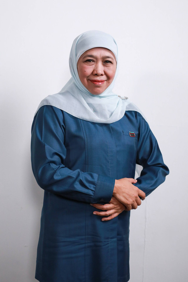 Khofifah Pilih Tetap Maju Pilgub Jatim untuk Modal Pilpres 2029 ...