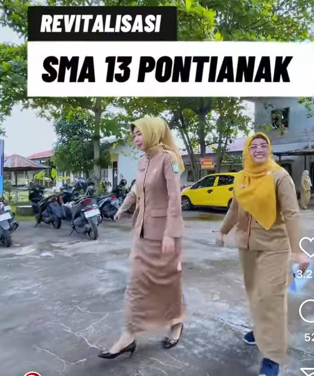 SMAN 13 Pontianak Terima Murid Angkatan Pertama Tahun Ini | kumparan.com