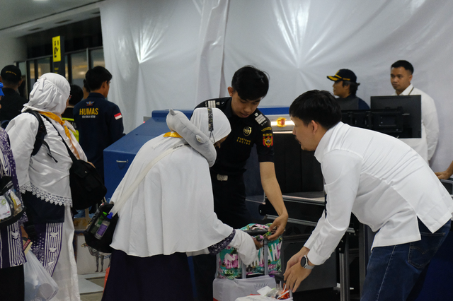 Kerja Sama dengan Saudi Customs, Bea Cukai Optimalkan Pelayanan Jemaah Haji 2024 | kumparan.com