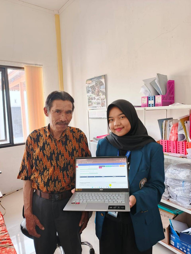 Pendampingan Pengisian Kuisioner IDM 2024 Oleh Mahasiswa KKN UNDIP | kumparan.com