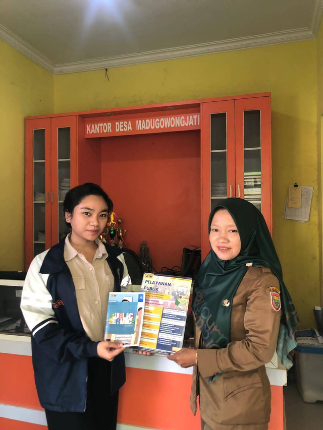 Mahasiswa Tim II KKN Undip 2024 Lakukan Modernisasi Pelayanan Publik | kumparan.com