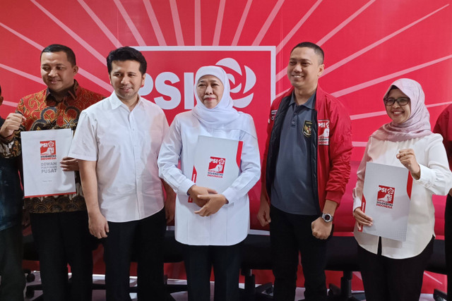 PSI Beri Rekomendasi Pasangan Khofifah-Emil, Singgung Calon Tunggal | kumparan.com