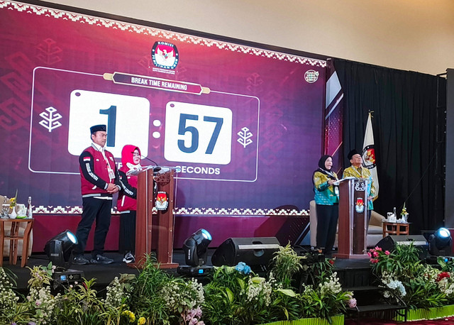 Pertarungan Visi dalam Debat Perdana Pilwalkot Bandar Lampung 2024 ...