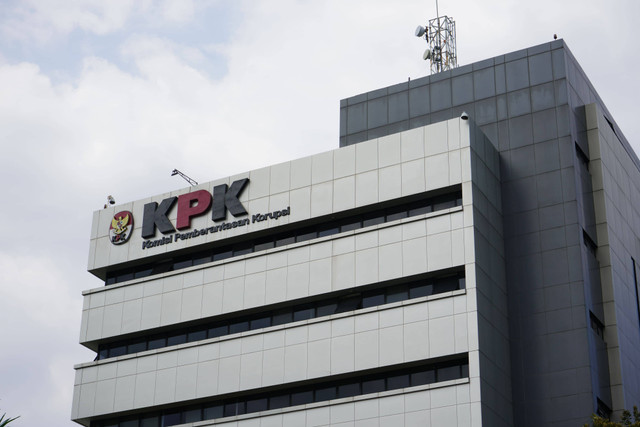 KPK di Persimpangan: Tantangan dan Harapan Pemberantasan Korupsi di ...