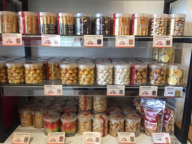 Dea Bakery Resmi Buka Outlet Pertama di Kalbar | kumparan.com