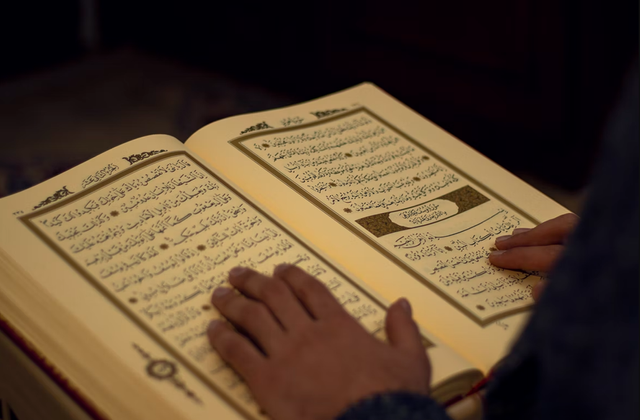 Arti Lafaz Innama'al Usri Yusro dalam Surat Al-Insyirah ayat ke-6 ...