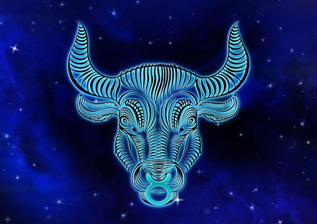 Zodiak Bulan April: Peruntungan Aries dan Taurus | kumparan.com