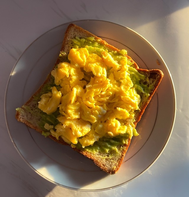 3 Sarapan Olahan Roti Tawar Sehat dan Praktis | kumparan.com