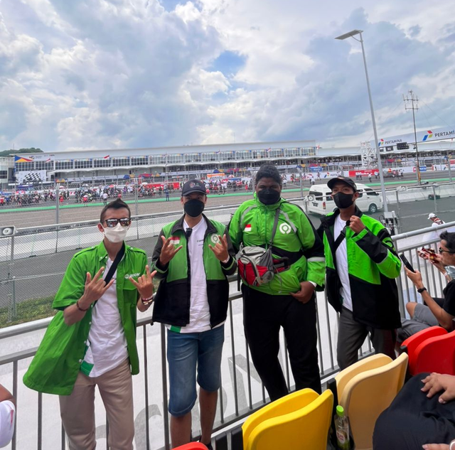 Cerita di Balik Driver Gojek dan ‘Anak Sultan’ Nonton Langsung MotoGP ...