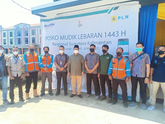 Jajaran Manajemen PLN Kalbar Kunjungi Posko Siaga dan Unit-unit Layanan ...