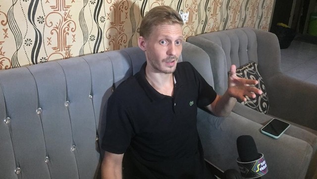 Daood Debu Disebut Sedang Jalani Operasi, Kakak Mohon Doa | kumparan.com