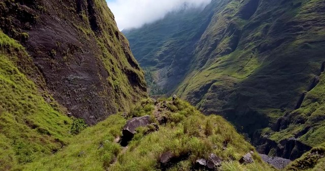 Menuju Kelola Pendakian Kelas Dunia, TN Gunung Rinjani Siapkan Shelter ...