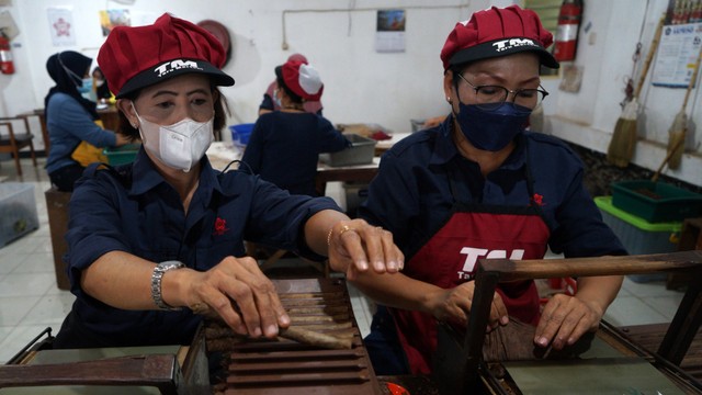 Foto: Melihat Pembuatan Cerutu di Yogyakarta yang Diekspor ke Amerika ...