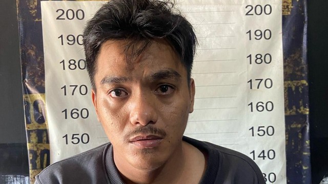 Pria di Makassar Sebar Foto Mantan Tak Berbusana Akibat Sakit Hati Putus Cinta | kumparan.com