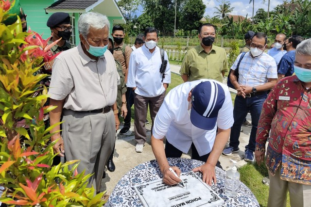 Jatuh Bangun Perjalanan Bisnis Bibit Waluyo hingga Bikin Senjakala ...