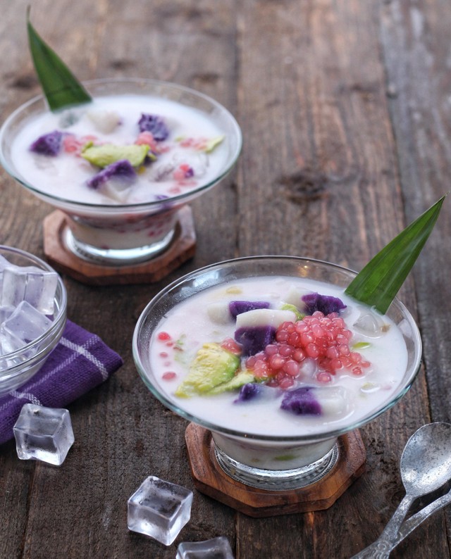 7 Takjil Khas Daerah di Indonesia, Bubur Kampiun sampai Es Goyobod ...