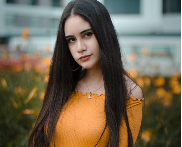 Trend Model Rambut Panjang Lurus Tipis untuk Wanita | kumparan.com