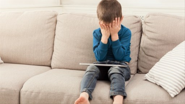 Tanda Anak Mengalami Stres dan Cara Mengatasinya | kumparan.com