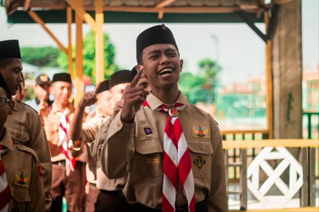 Teks Dasa Darma Pramuka beserta Contoh Penerapannya dalam Kehidupan ...