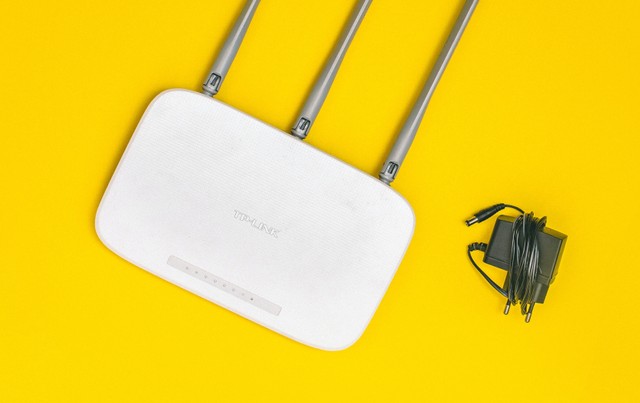 Cara Membagi Bandwidth IndiHome Tanpa Mikrotik | kumparan.com Cara Membagi Bandwidth IndiHome Tanpa Mikrotik | kumparan.com