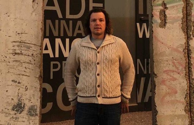 Kisah Sukses Derek Moneyberg, Dulunya Pekerja Serabutan Kini Berharta ...