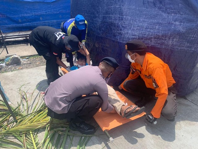 Brimob Banten Ikuti Pelatihan Reaksi Cepat Penanggulangan Bencana | kumparan.com