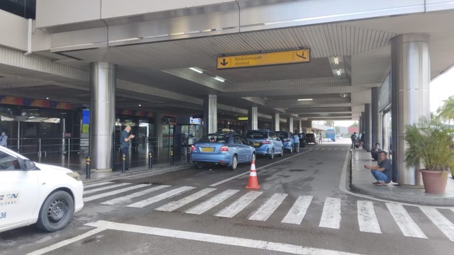 Cerita Sopir Taksi di Bandara Hang Nadim yang Mulai Kembali Dapat ...