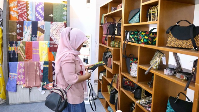 Foto: Pameran Produk Kerajinan Unggulan Aceh | kumparan.com