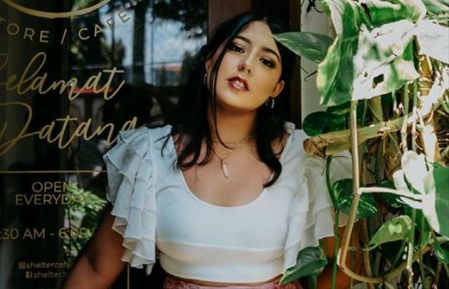 Profil Nessie Judge, YouTuber yang Akrab dengan Konten Horor | kumparan.com