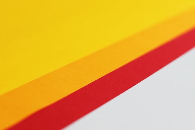 Unsur Seni Rupa yang Dimanfaatkan dalam Teknik Linear | kumparan.com