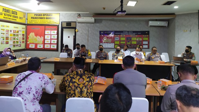 Kunjungi Polrestabes Bandung, STIK PTIK Polri Kaji Kurikulum Pendidikan ...