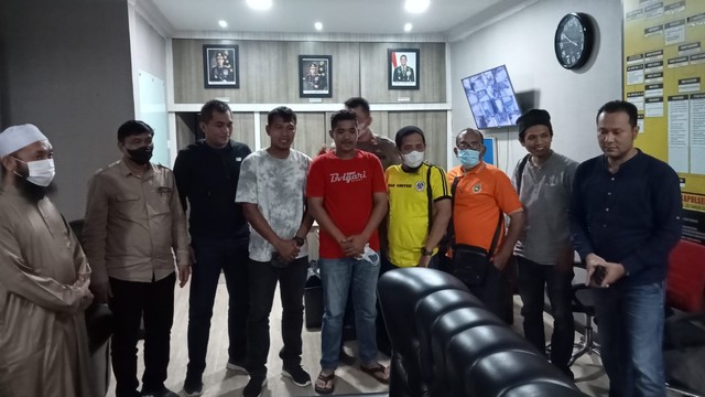 Saktiawan Sinaga Minta Maaf Usai Tendang Ofisial Lawan: Ini Tak Pantas ... Saktiawan Sinaga Minta Maaf Usai Tendang Ofisial Lawan: Ini Tak Pantas ...