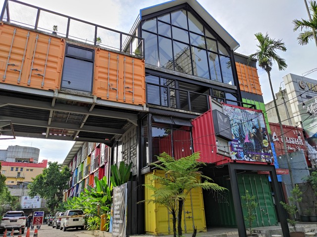 Hotel Unik di Bandung Ini Tawarkan Sensasi Menginap di Dalam Kontainer ...