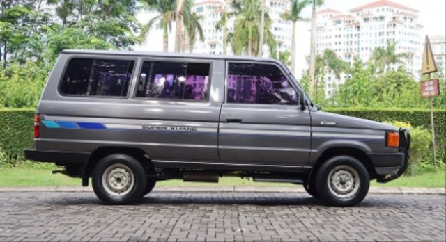 Bernostalgia dengan Toyota Kijang Super Commando Dijual Rp 100 Jutaan ...