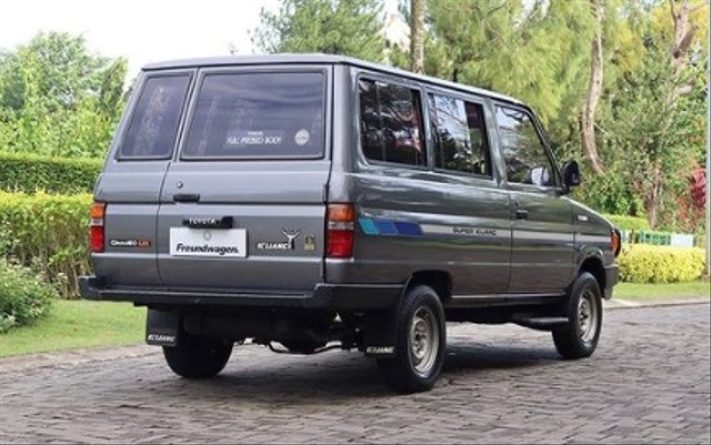 Bernostalgia dengan Toyota Kijang Super Commando Dijual Rp 100 Jutaan ...