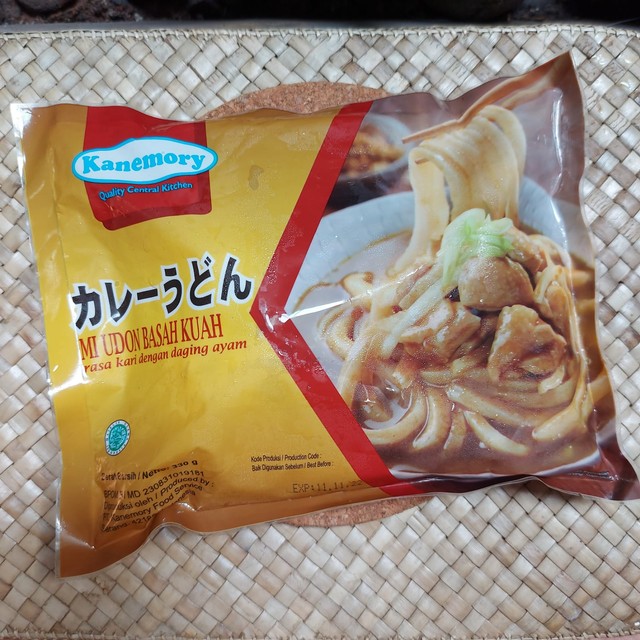 Frozen Food Udon Instan Halal dengan Topping Daging Asli, Masak Cuma 5 ...