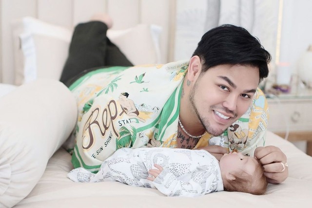 5 Selebriti yang Sudah Bertemu Dua Putra Ivan Gunawan | kumparan.com