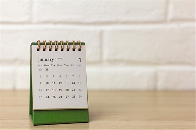 Kalender Bulan Januari 2022 Lengkap dengan Hari Besar Keagamaan ...