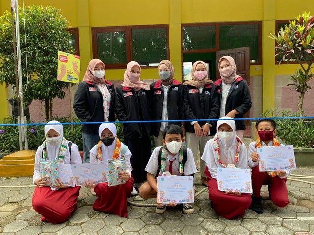 Penutupan PMM 45 UMM Dimeriahkan dengan Pengumuman Lomba di SDN 02 Junrejo | kumparan.com
