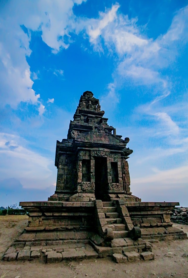 Wisata Sejarah Candi Gedong Songo Semarang di Jawa Tengah | kumparan.com
