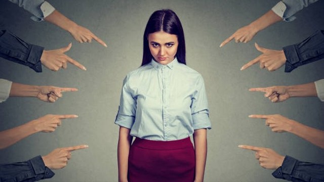 Kelompok Milenial yang Terpojokkan Karena Ageisme | kumparan.com